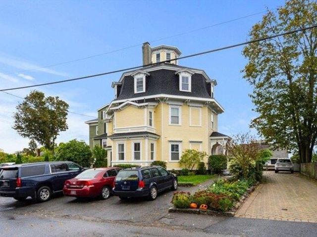 4 bedroom, Marblehead MA 01945 LS102060819