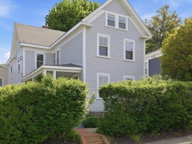 4 bedroom, Marblehead MA 01945 LS102776258