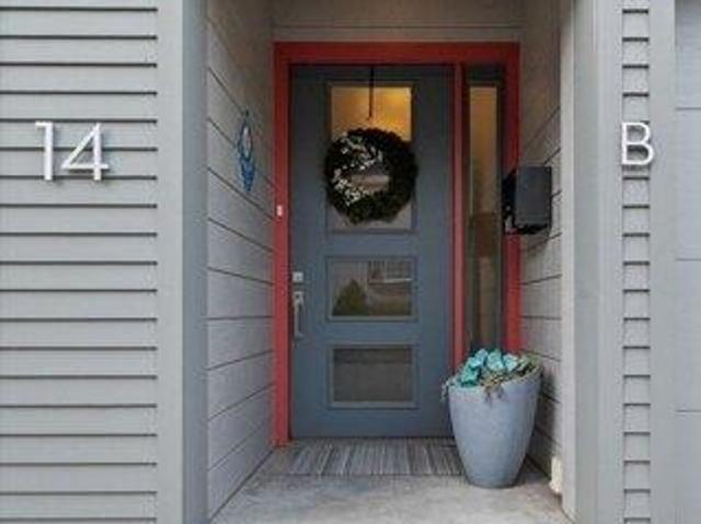 4 bedroom, Marblehead MA 01945 LS102827443