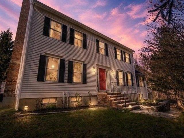 4 bedroom, Marlborough MA 01752 LS102585589
