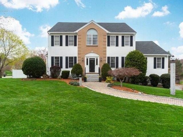 4 bedroom, Marlborough MA 01752 LS102213346