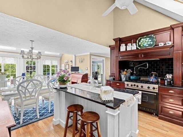 4 bedroom, Marshfield MA 02050 102411853