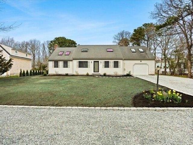 4 bedroom, Mashpee MA 02649 104407361