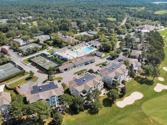 4 bedroom, Mashpee MA 02649 104513215