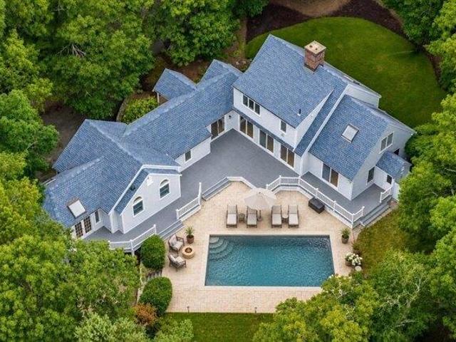 4 bedroom, Mashpee MA 02649 105174892