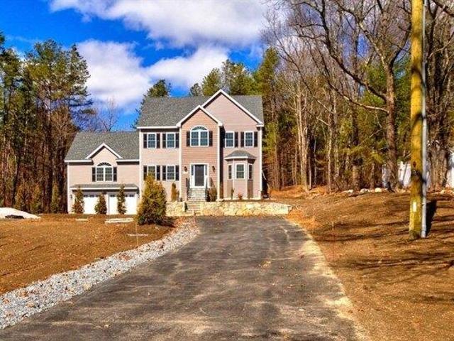 4 bedroom, Methuen MA 01844 102410363