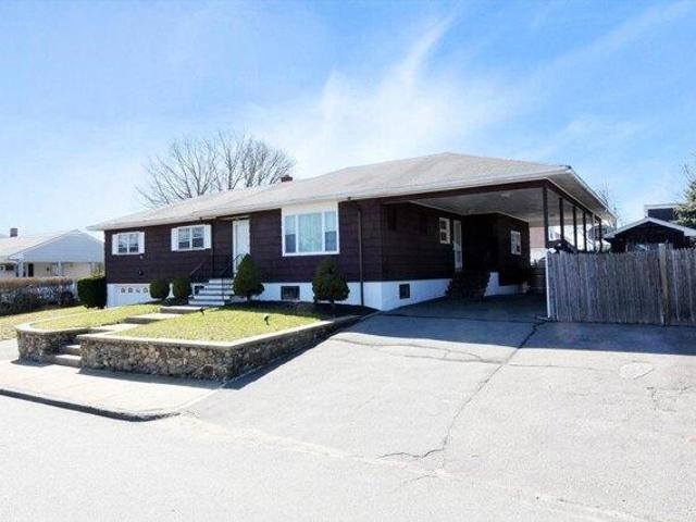 4 bedroom, Methuen MA 01844 104850660