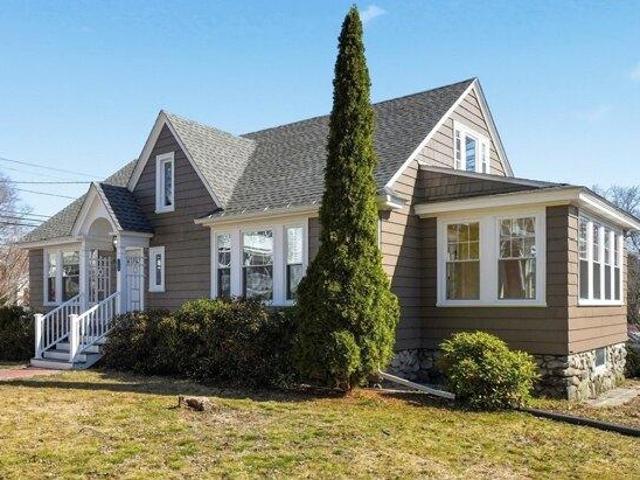 4 bedroom, Methuen MA 01844 LS102446680