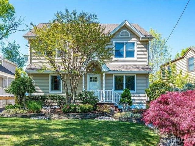 4 bedroom, Metuchen NJ 08840 102279623