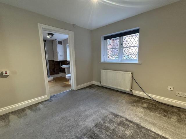 4 bedroom mews for sale