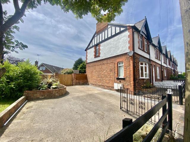 4 bedroom mews for sale