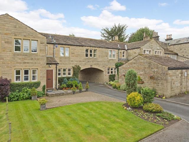 4 bedroom mews for sale
