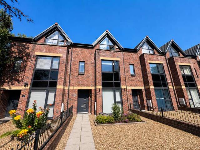 4 Bedroom Mews House