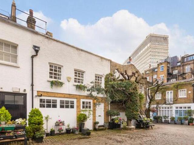 4 Bedroom Mews Property For Sale In Hyde Park