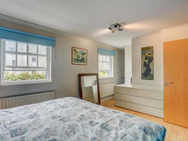 4 bedroom mews property for sale in Royal Crescent Mews, Brighton, BN2