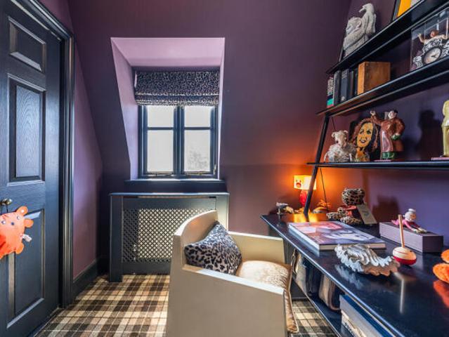 4 bedroom mews property for sale in Sycamore Mews, London, SW4
