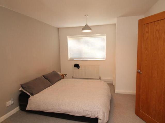 4 bedroom mews property for rent in West Drive, Edgbaston, B5