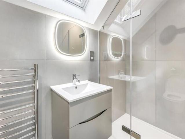 4 bedroom mews property for rent in Burlington Lodge Studios, Rigault Road, Fulham, London, SW6