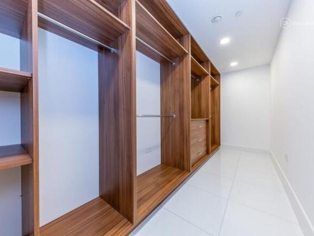 4 bedroom mews property for rent in Pattison Road, Hampstead Borders, London, NW2