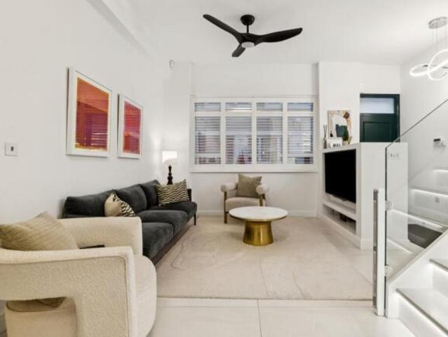 4 bedroom mews property for rent in Queens Mews, Westbourne Park, W2