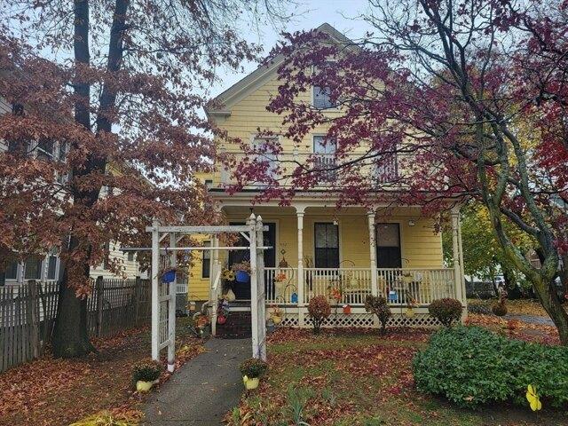 4 bedroom, Medford MA 02155 LS102823693