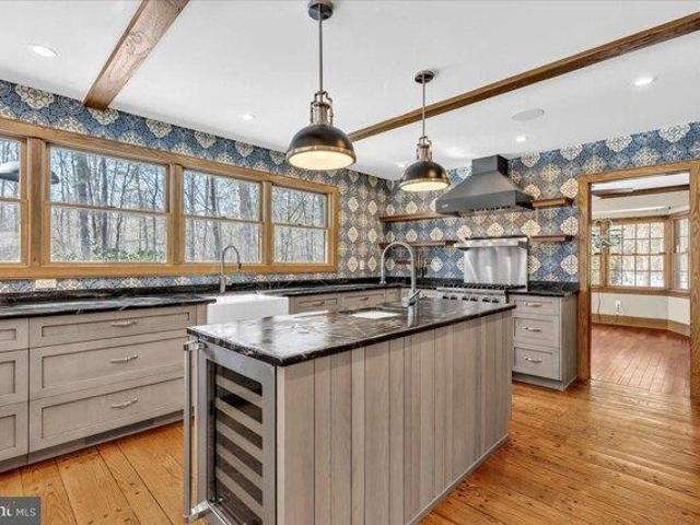 4 bedroom, Medford NJ 08055 LS101628283