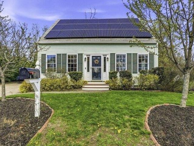 4 bedroom, Medfield MA 02052 LS102527737