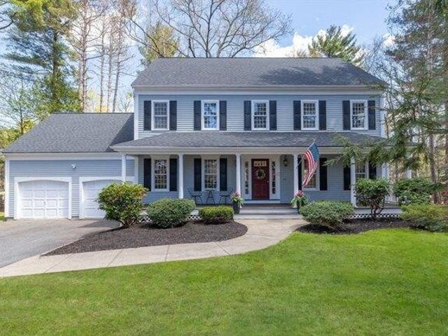 4 bedroom, Medfield MA 02052 LS102089721