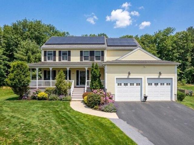 4 bedroom, Medway MA 02053 102762155