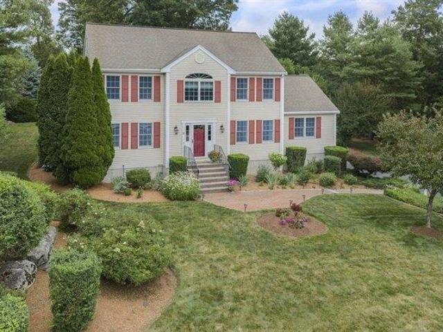 4 bedroom, Medway MA 02053 104654319