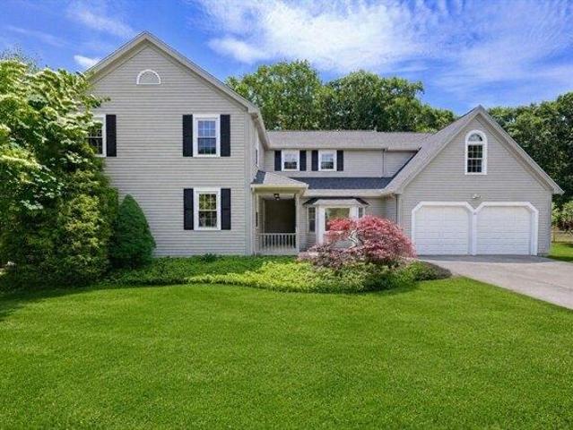 4 bedroom, Medway MA 02053 104715858