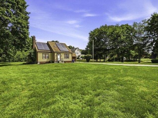4 bedroom, Medway MA 02053 104809543
