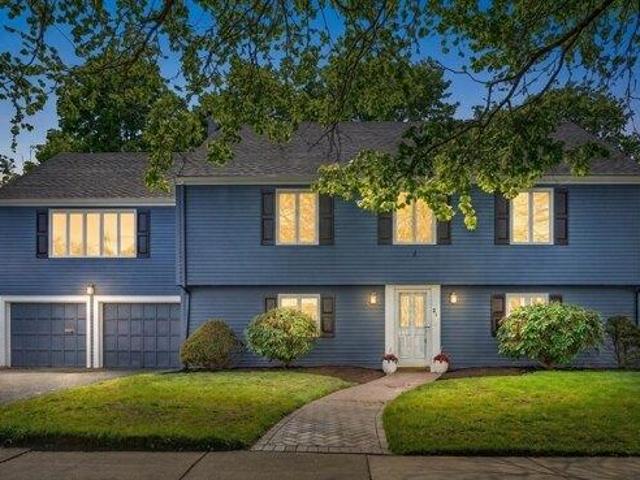 4 bedroom, Melrose MA 02176 101896881