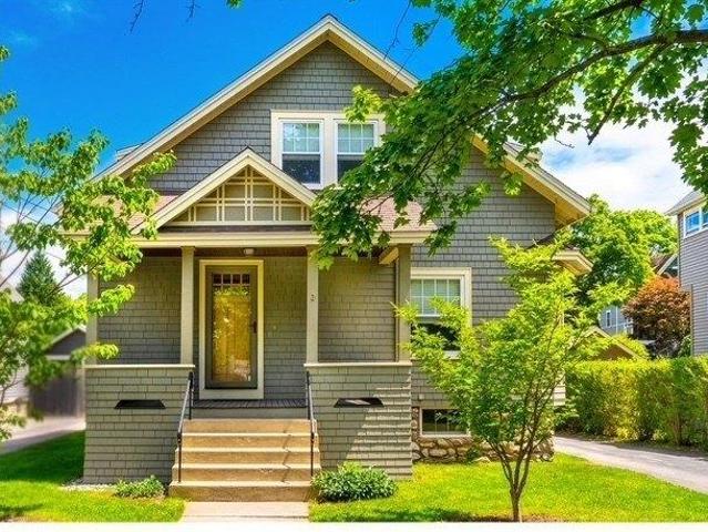 4 bedroom, Melrose MA 02176 102313218