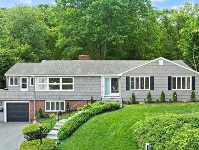 4 bedroom, Melrose MA 02176 103588446