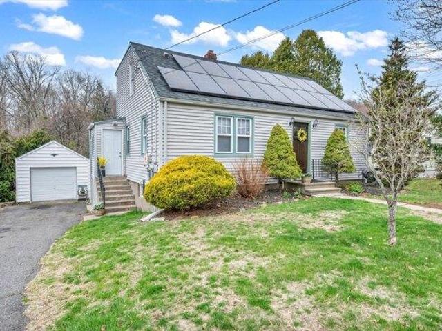 4 bedroom, Meriden CT 06450 89884471