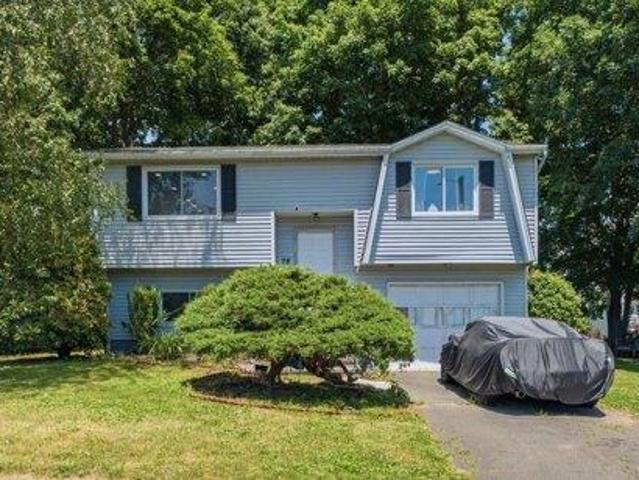 4 bedroom, Meriden CT 06450 104481235