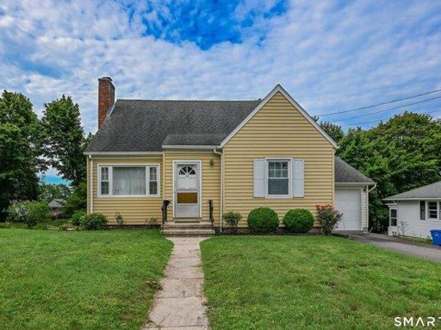 4 bedroom, Meriden CT 06450 105512137