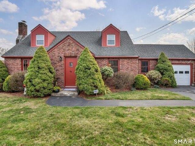 4 bedroom, Meriden CT 06451 LS102444014