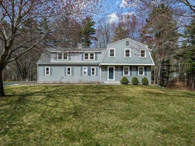 4 bedroom, Merrimack NH 03054 LS102725679