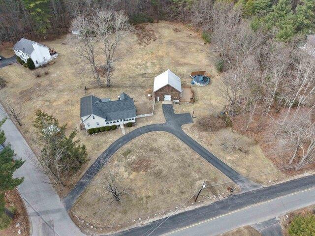 4 bedroom, Merrimack NH 03054 LS102778769