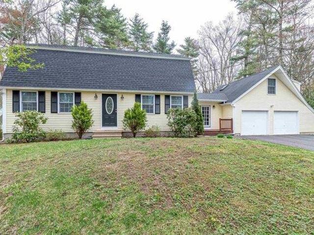 4 bedroom, Merrimack NH 03054 LS92063936