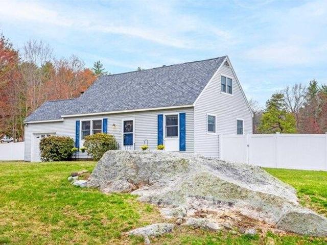 4 bedroom, Merrimack NH 03054 102563626