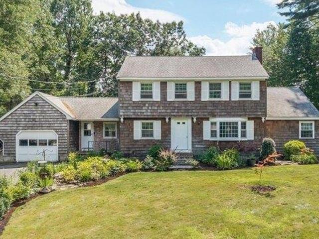 4 bedroom, Merrimack NH 03054 104571371