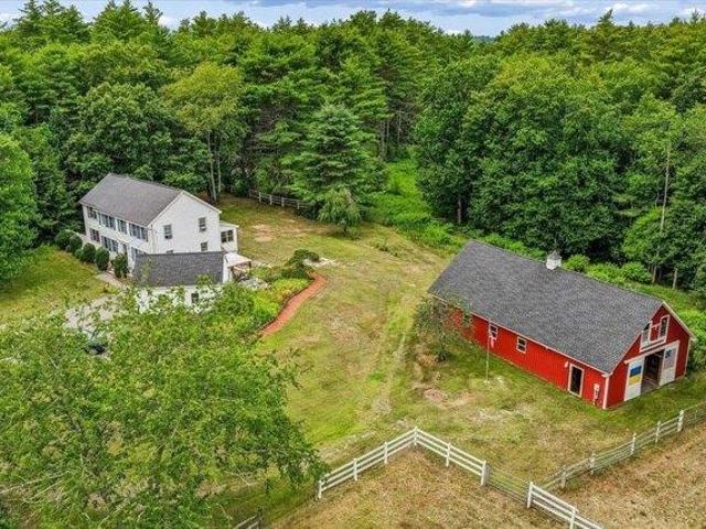 4 bedroom, Merrimack NH 03054 104650302