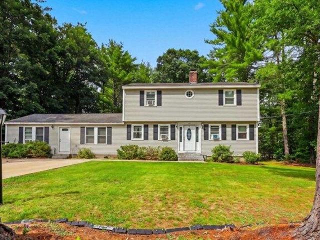 4 bedroom, Merrimack NH 03054 105116825