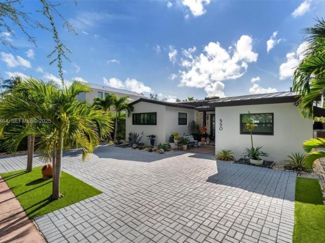 4 bedroom, Miami Beach Fl FL 33140 102519586