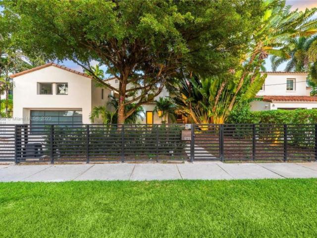 4 bedroom, Miami Beach FL FL 33140 LS101828954