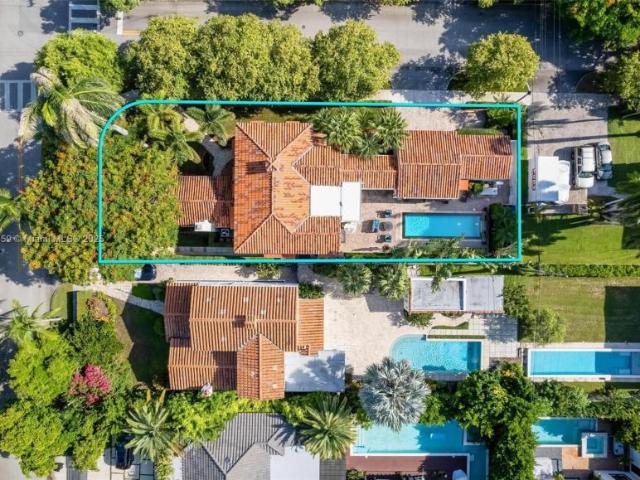 4 bedroom, Miami Beach FL LS101340388