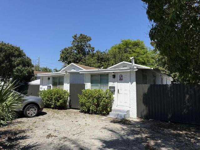 4 bedroom, Miami FL 33157 100973264
